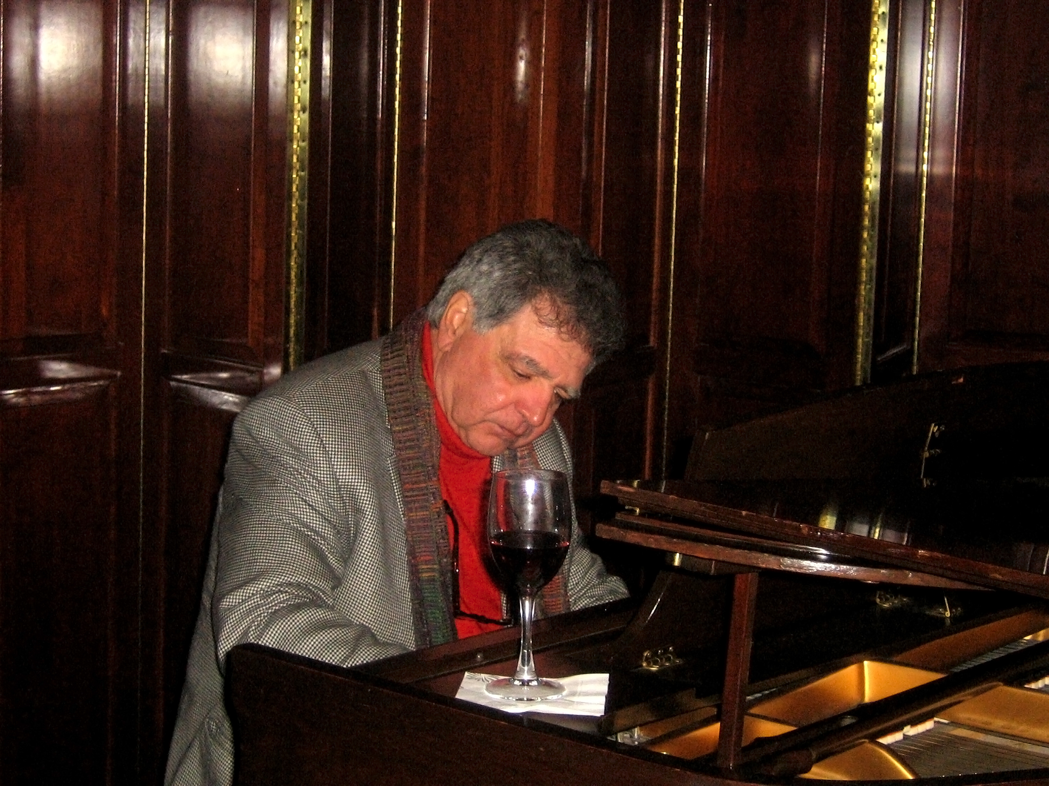 Robert Comis, piano man, clinical trials impresario, and ECOG-ACRIN co ...